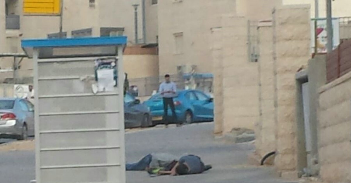 Stabbing attack in Beit Shemesh, Haredi avrech lightly injured - בחדרי ...